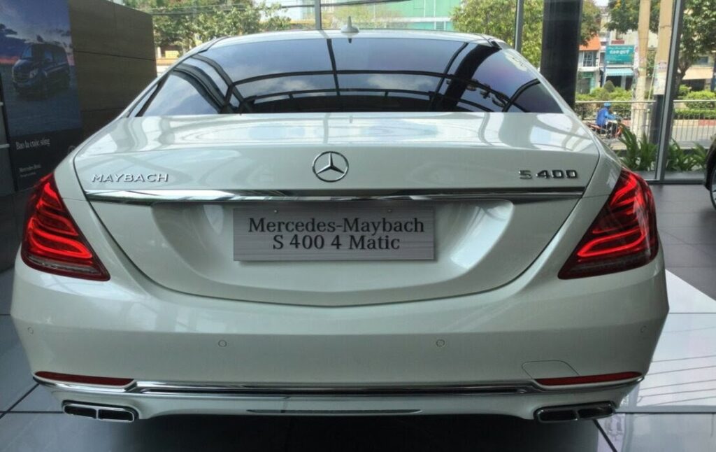 Giá xe Mercedes Maybach S400, thông số & ưu đãi tháng 10/2025
